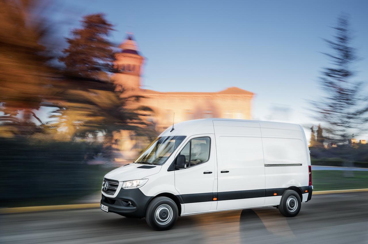 Nouveau Mercedes Sprinter (2018) : les infos et photos officielles