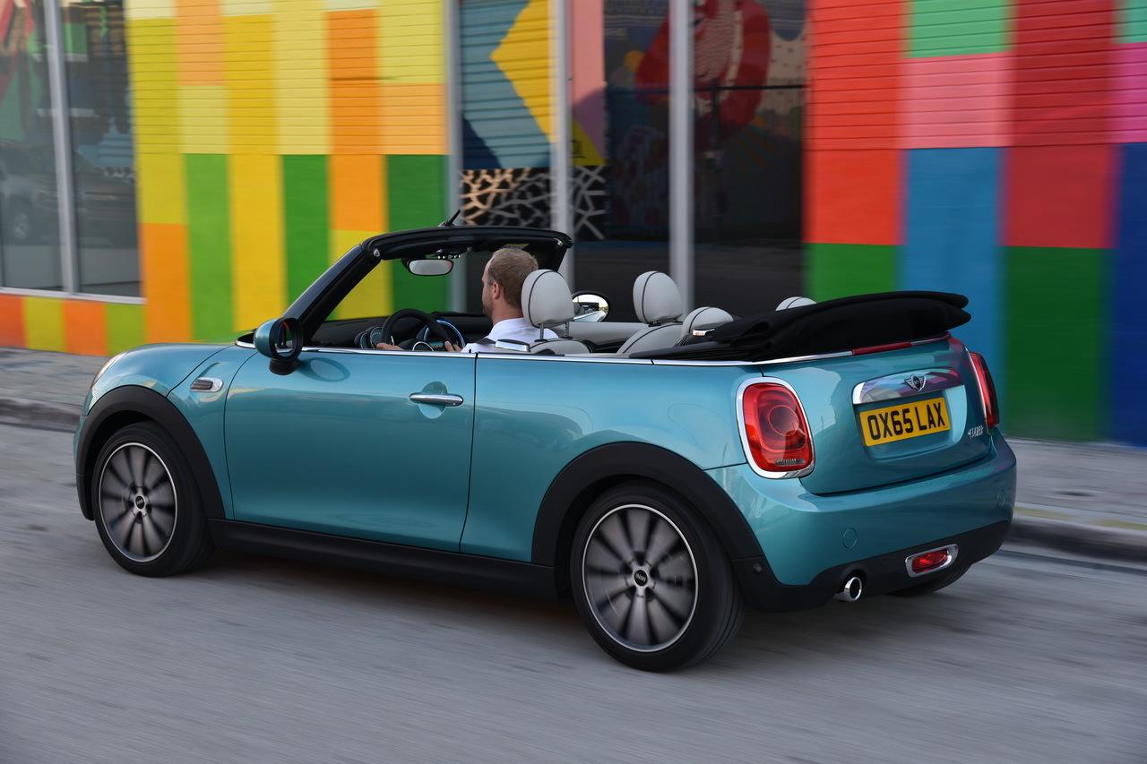 Photo 12 - arrière mini cabrio cooper 2016 vert - Mini Cabriolet (1994 ...
