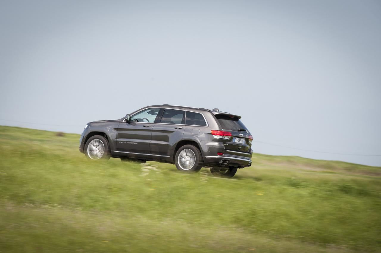 Photo 11 - jeep grand cherokee summit signature - Essai Jeep Grand ...