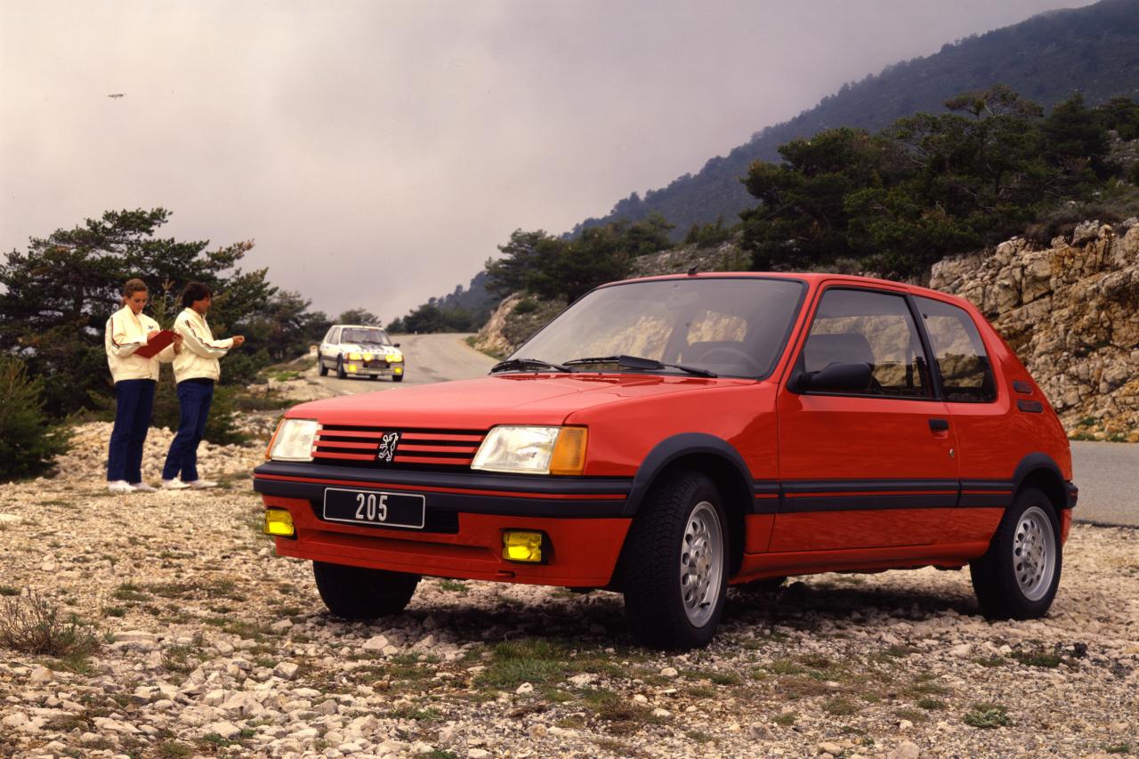 Photo 26 - peugeot 205 gti rouge speciale de rallye - Peugeot 205 GTI ...