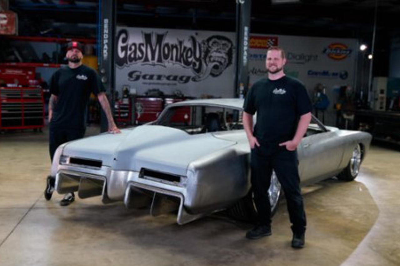 Photo 28 - Buick Riviera Gas Monkey vue arrière grise SEMA 2019 - SEMA ...