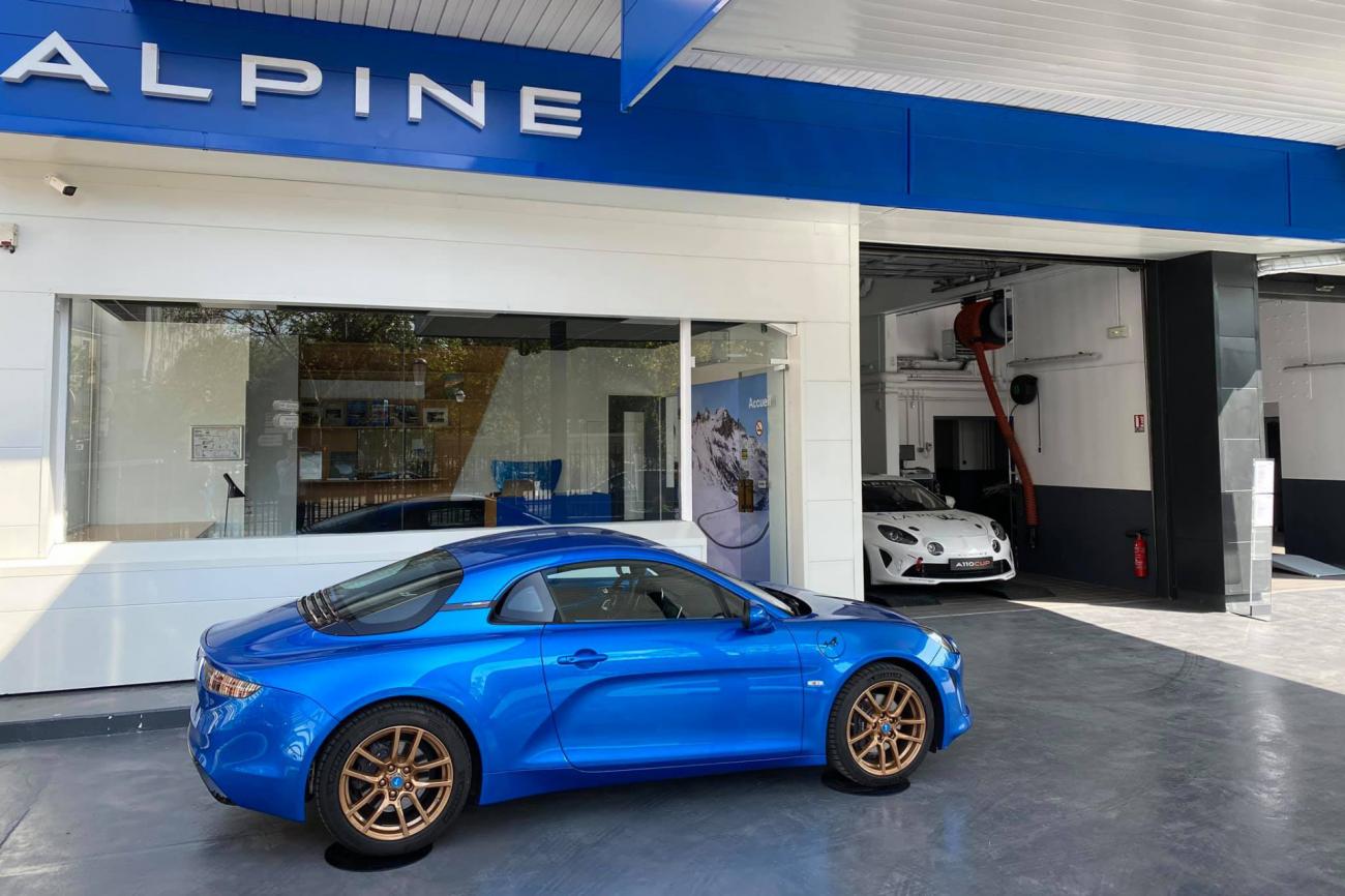 Photo 3 - Alpine service garage - Alpine Service. Le premier garage ...