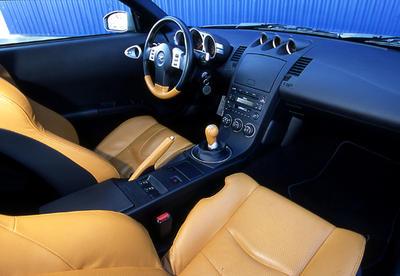 Photo 10 - MAZDA RX-8 - NISSAN 350Z : le retour du coupé sportif