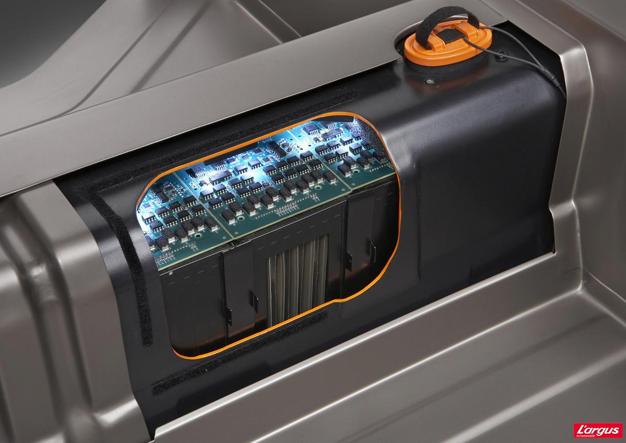 Renault veut choisir les bonnes batteries avant de démarrer Flins