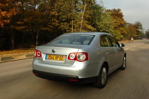 Photo 2 - Volkswagen Jetta 1.9 TDi