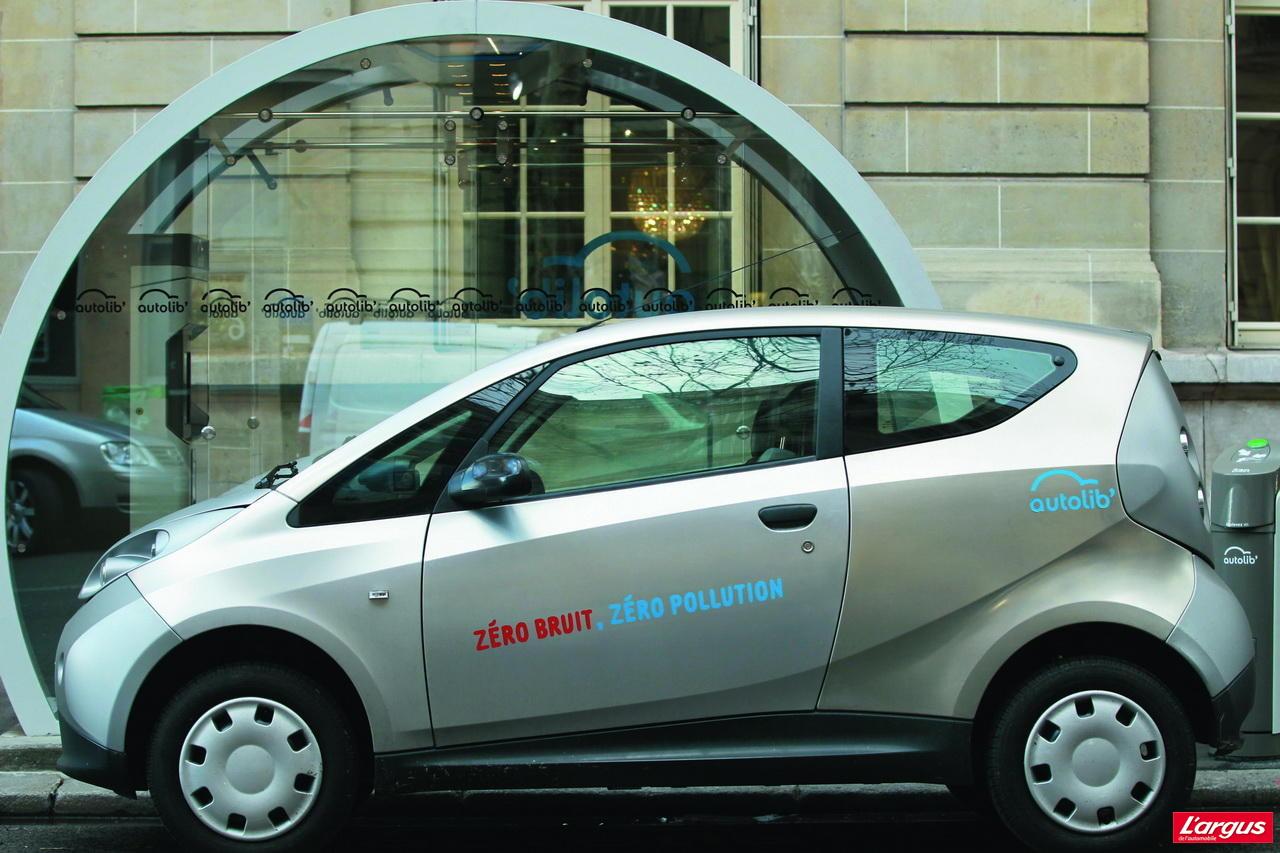 Autolib fait des heureux à Paris et bientôt ailleurs