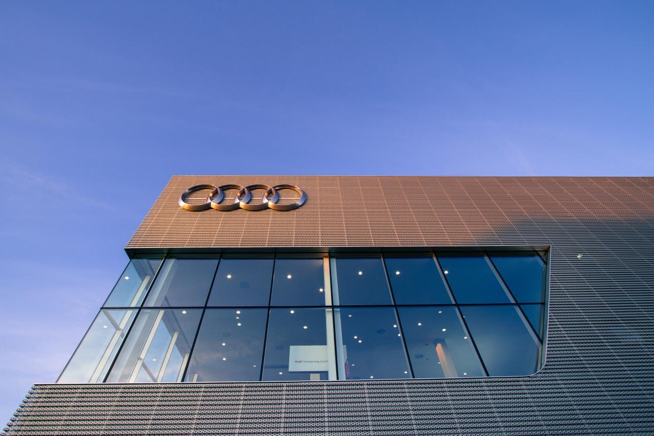Photo 33 - A Vélizy, PGA inaugure le plus grand Terminal Audi de France