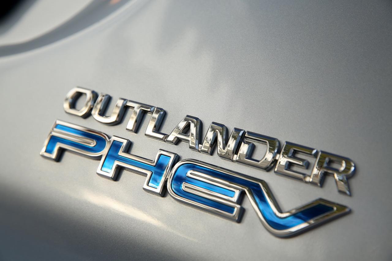 Photo 29 - Essai de l'Outlander PHEV, le SUV hybride rechargeable de ...
