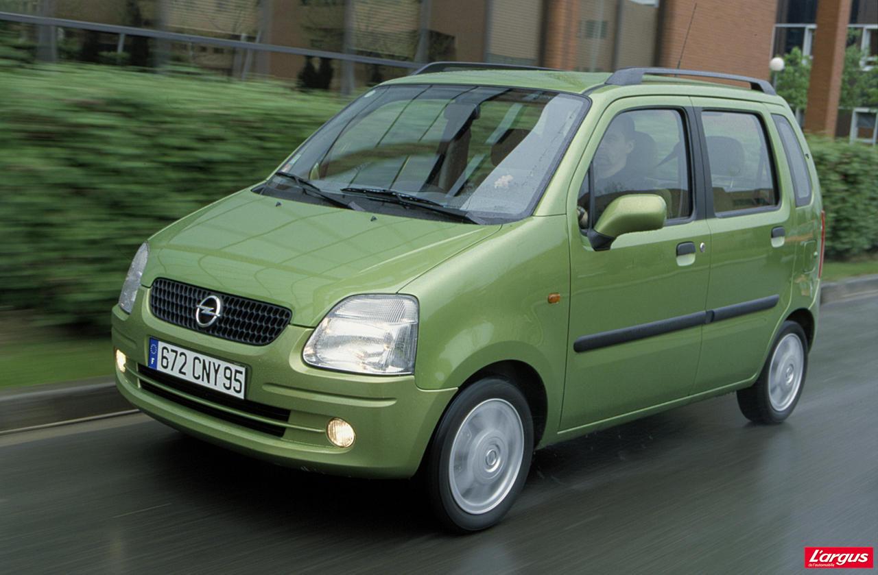 Photo 2 - Opel Agila et Astra