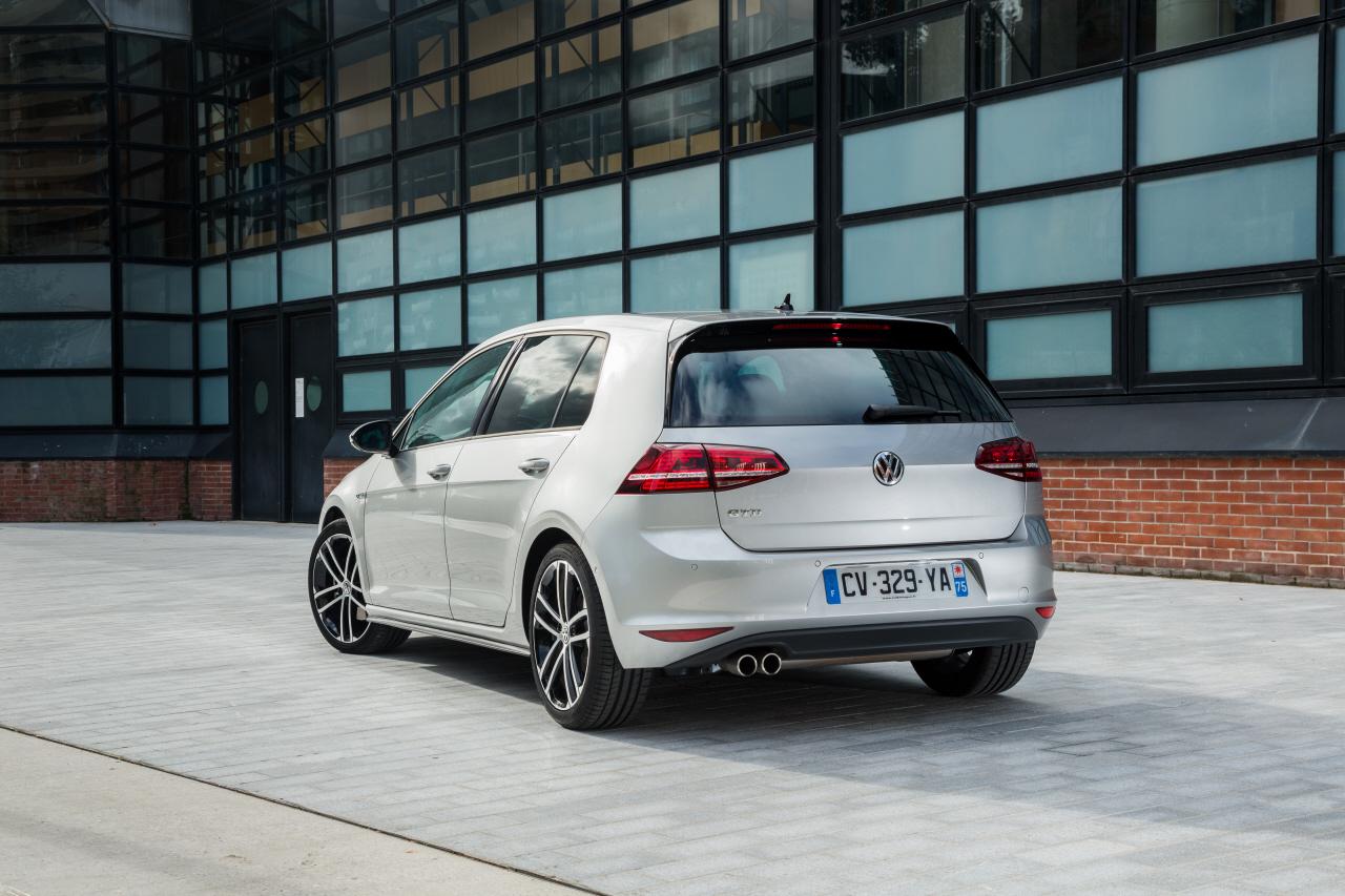 Photo 2 - Essai Volkswagen Golf GTD : une GTI diesel de 184 ch