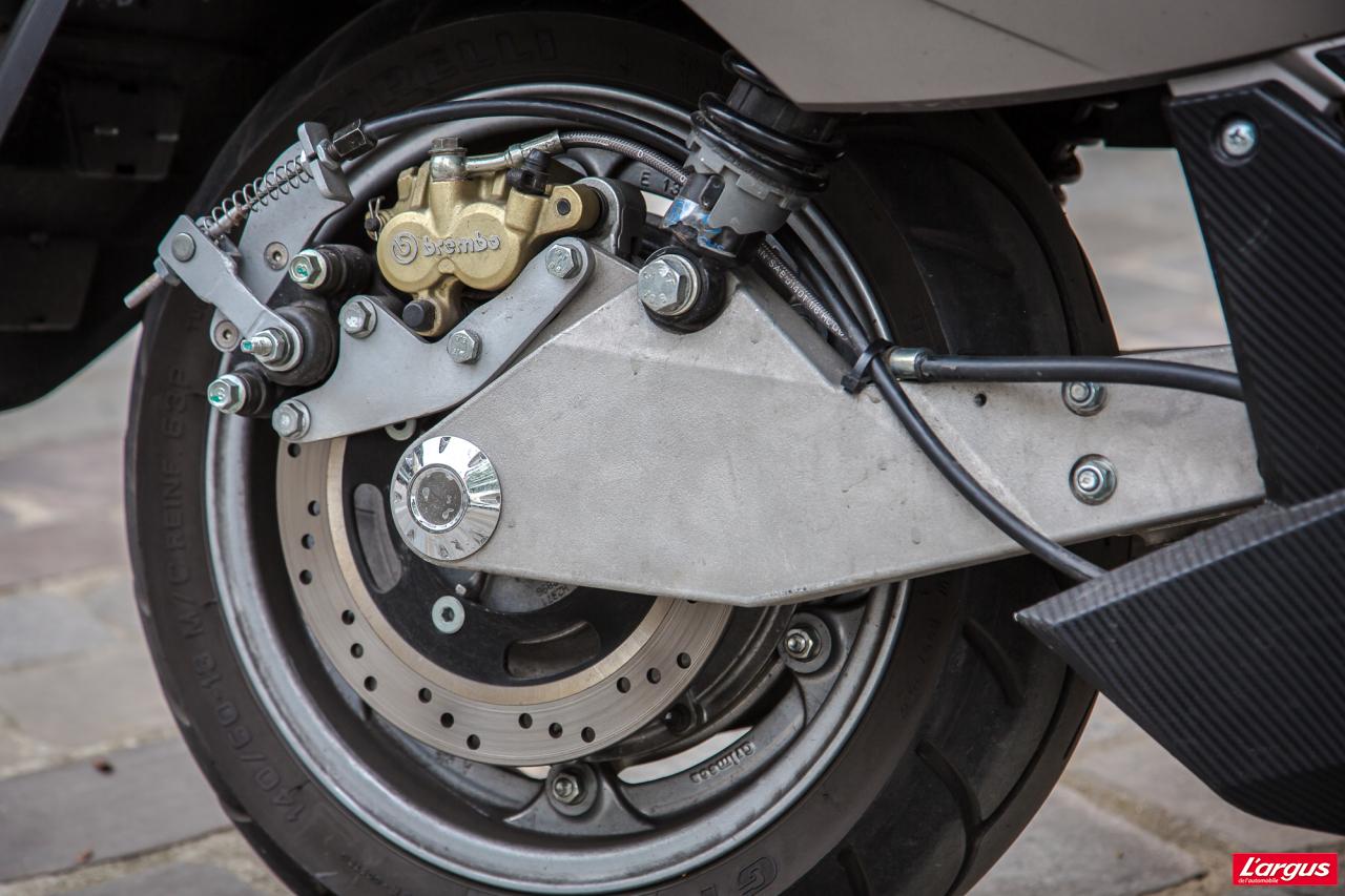 Photo 26 - Vectrix VX-3 : le trois roues électrique se pose en nouvelle ...