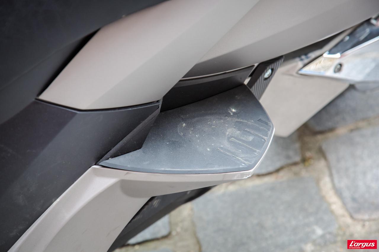 Vectrix VX-3 : le trois roues électrique se pose en nouvelle référence