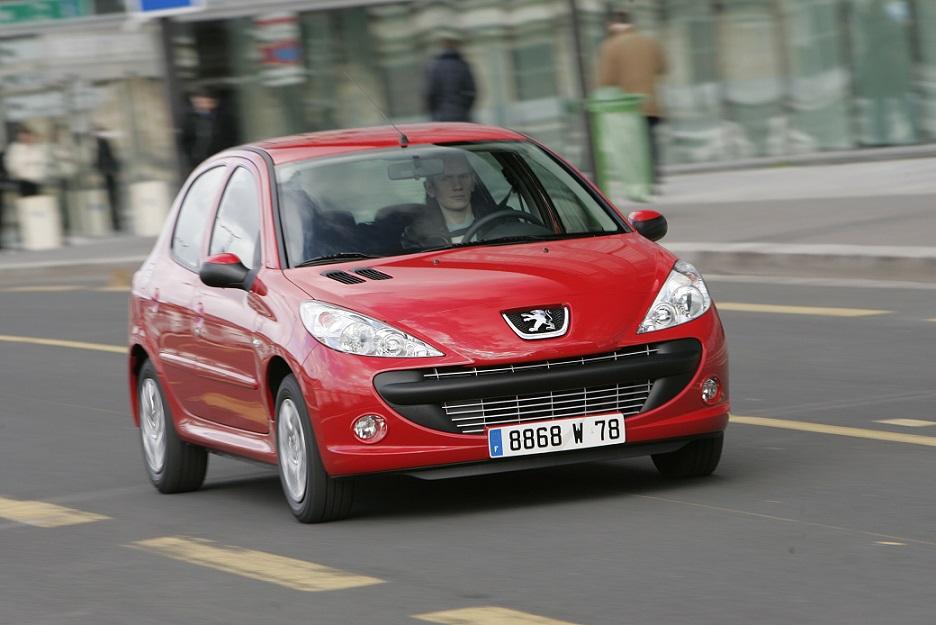 L'âge du parc roulant automobile atteint 10,6 ans en France