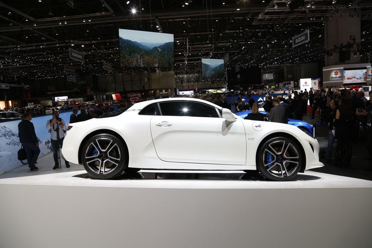 Photo 2 - Alpine Renault - L'Alpine A110 fait sensation à Genève