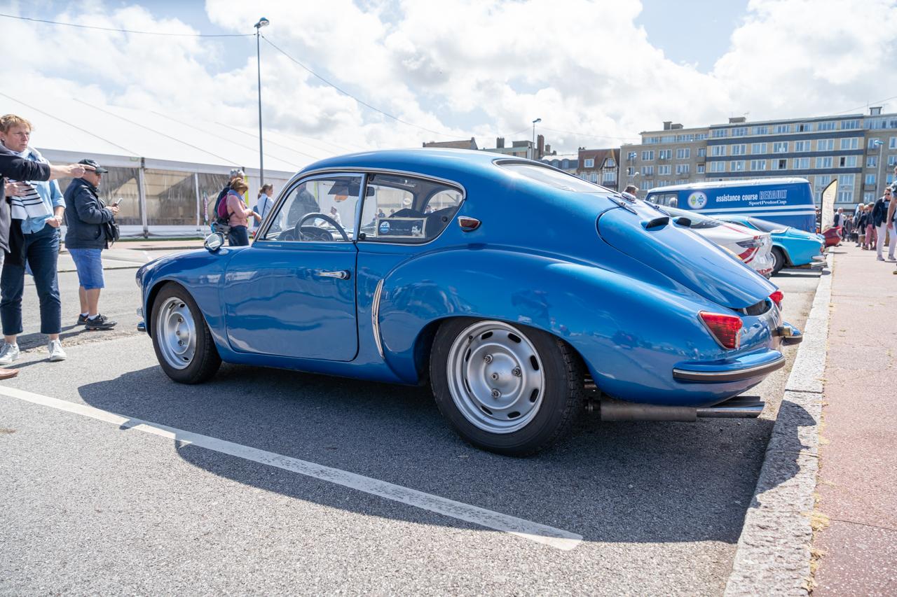 Photo 7 - Alpine A106 coach arrière - Rassemblement 1 000 Alpine à ...