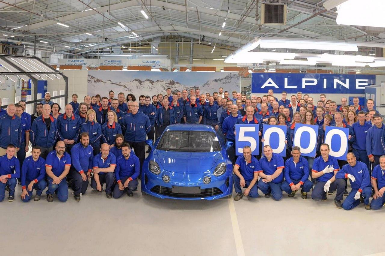 Alpine A110 : la production dans l'usine de Dieppe en vidéo