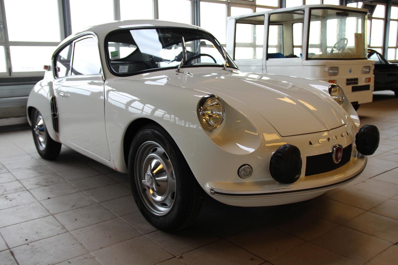 Photo 2 - Alpine coach A106 - Alpine Renault : photos de l'incroyable ...