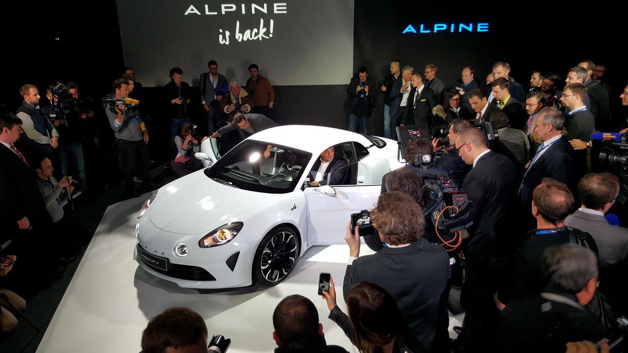 Photo 6 - 3/4 avant alpine vision blanche 2016 - En direct. Le concept ...