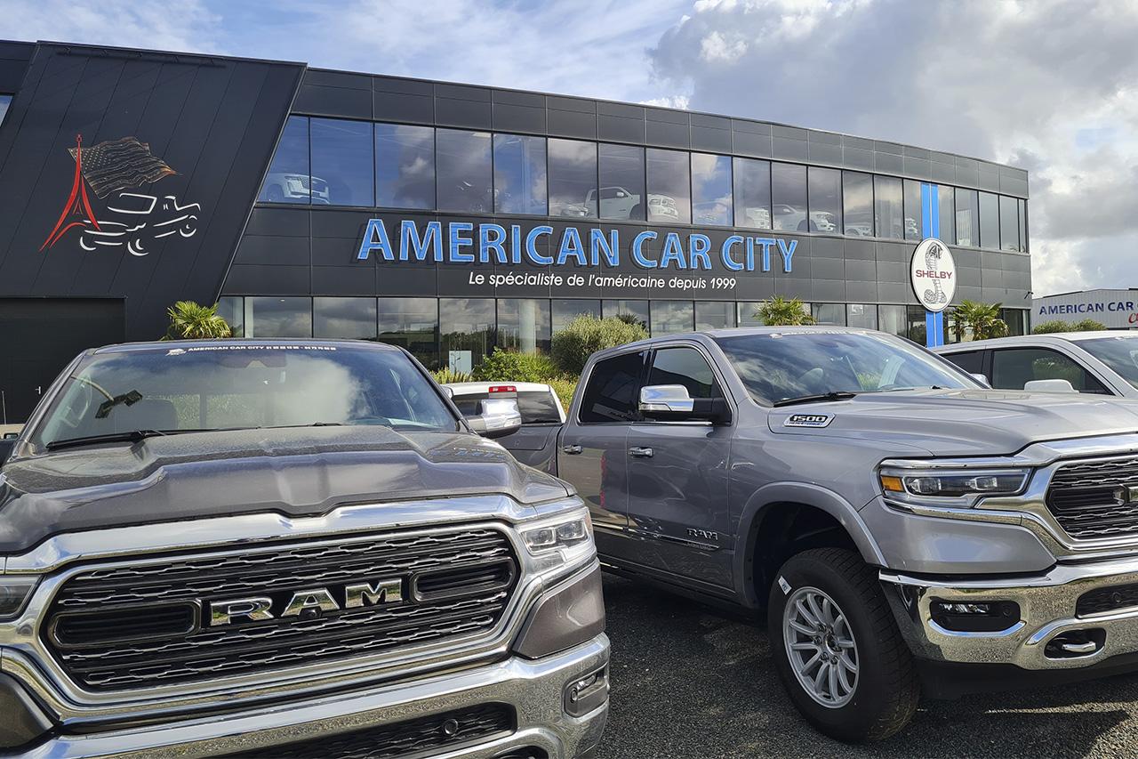 American Car City. Importateur de rêve américain