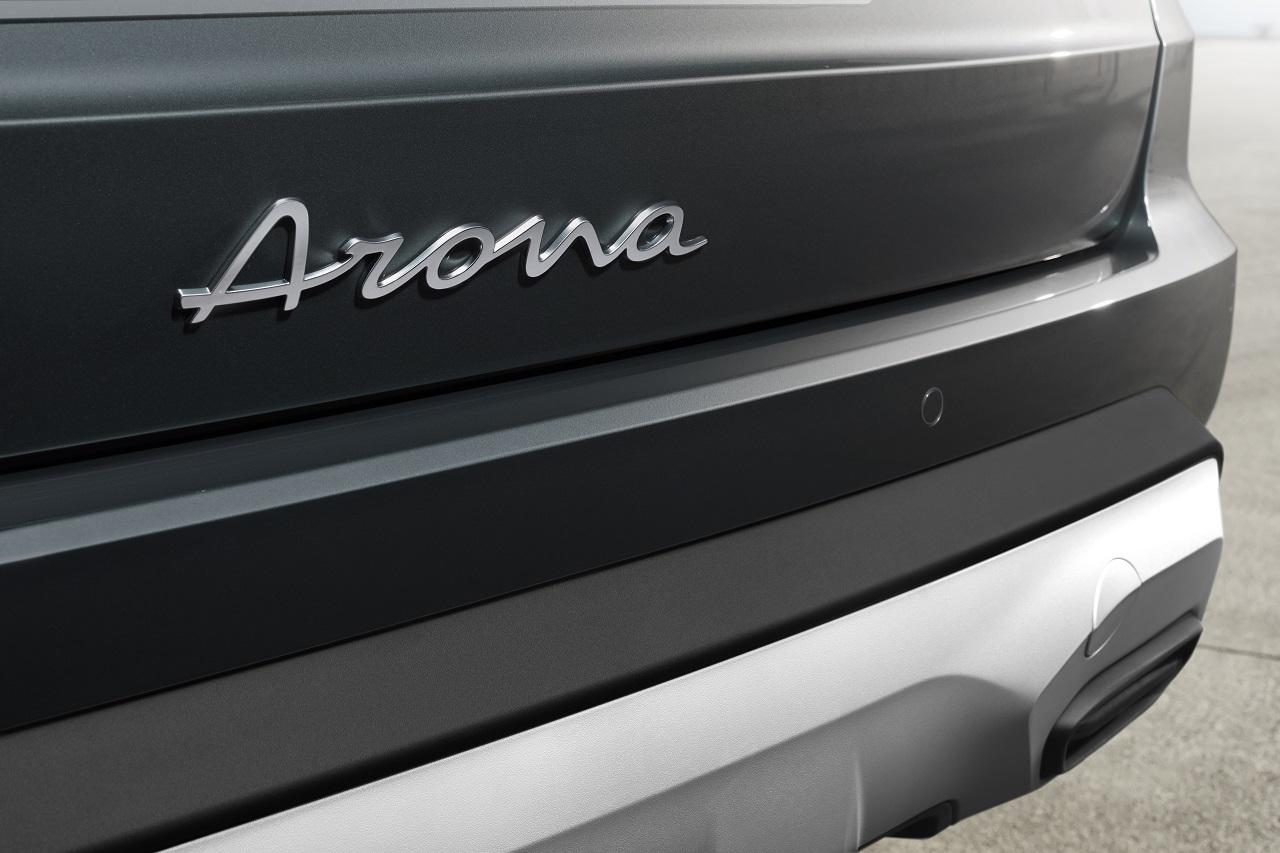 Photo 5 - Seat Arona logo - Seat Arona (2021). Le look baroudeur ...