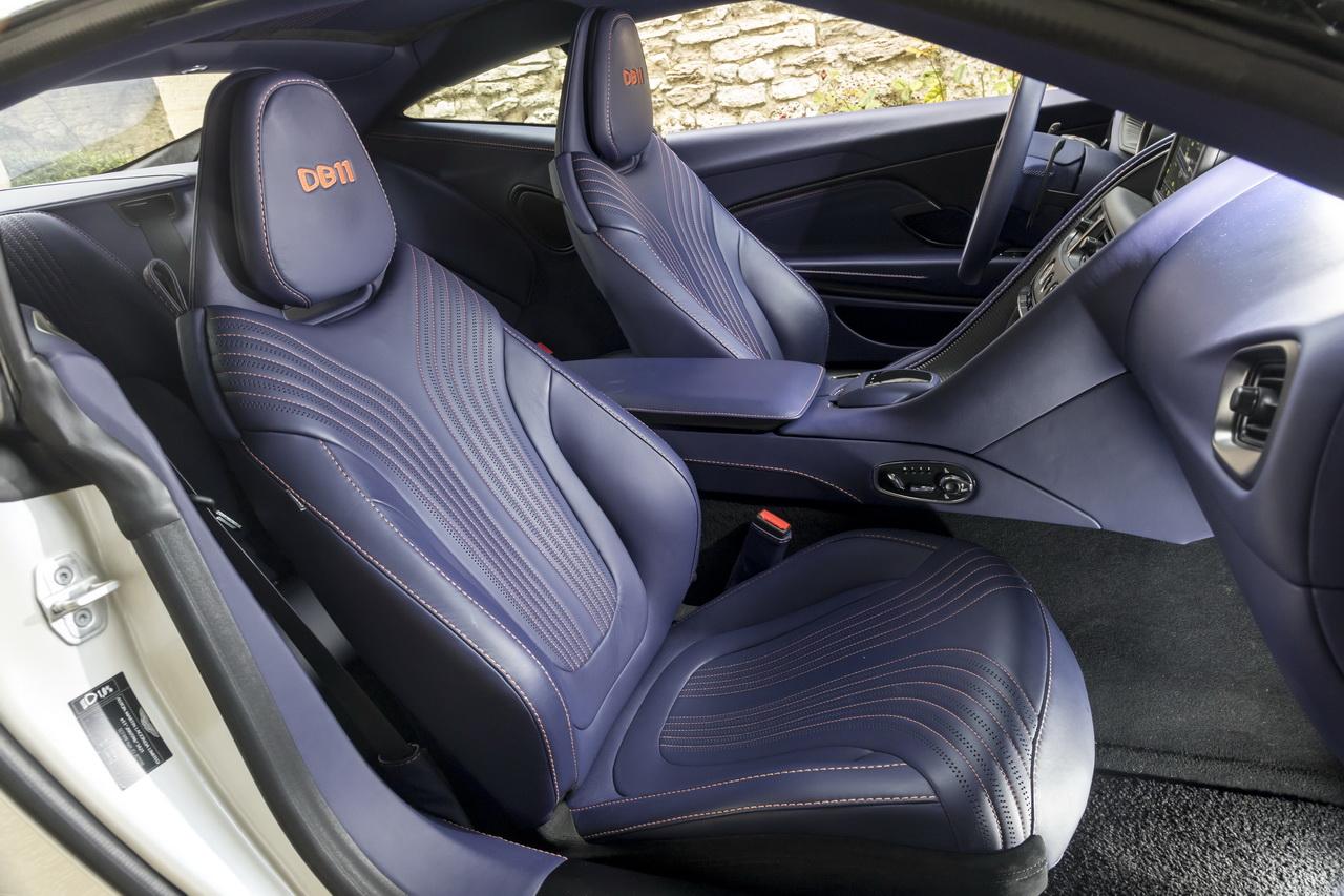 Photo 50 - Aston Martin DB11 V8 siège avant violet - Essai Aston Martin ...