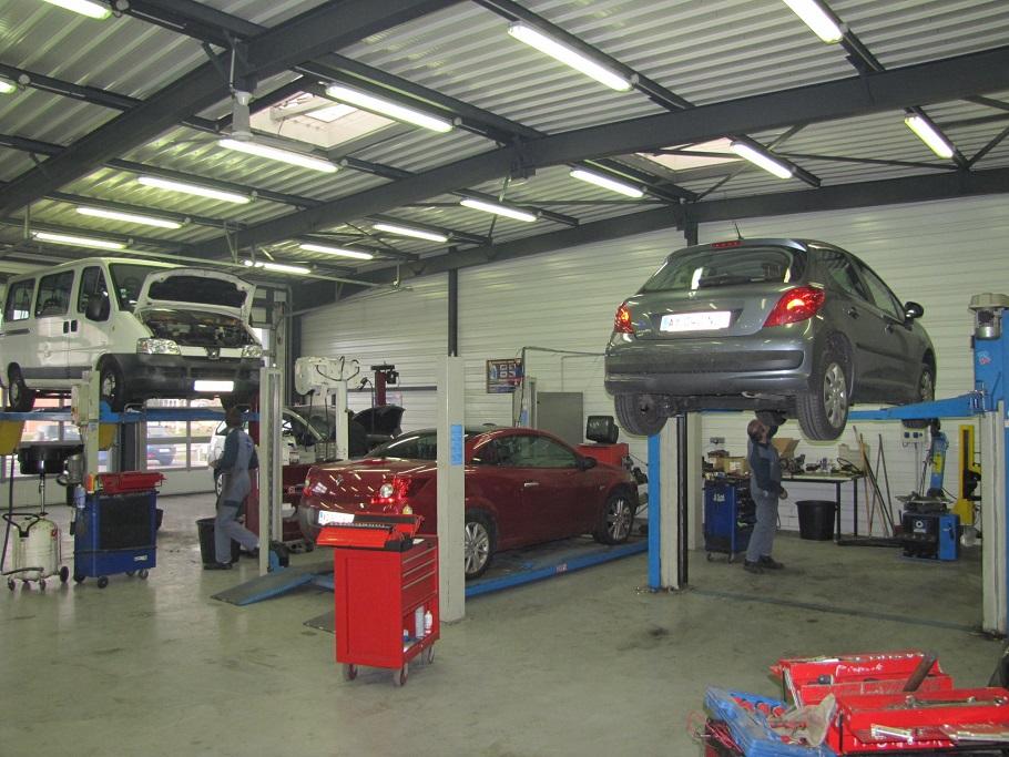 Photo 2 - Activité atelier réparation MRA Observatoire - Activités ...