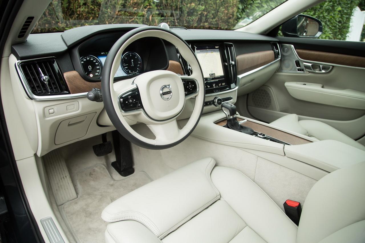 Photo 32 - Essai comparatif : la Volvo V90 D4 défie l'Audi A6 Avant TDI 190 ultra