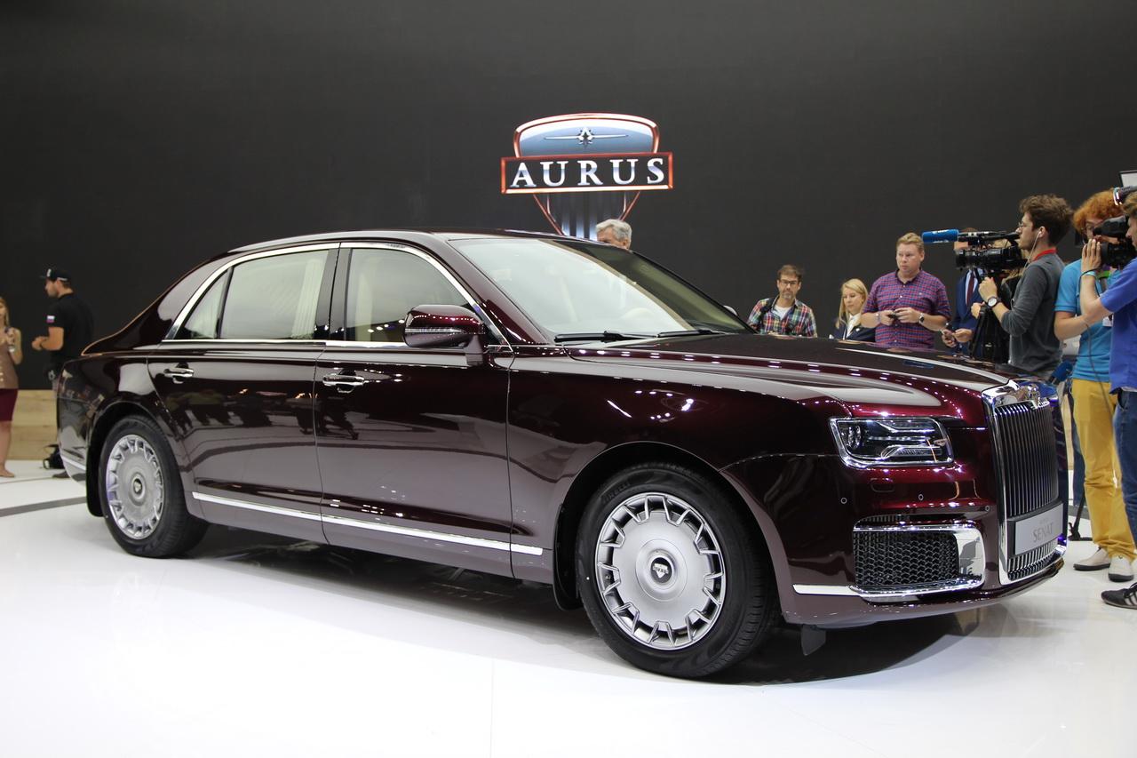 La marque Aurus dévoilée au salon de Moscou