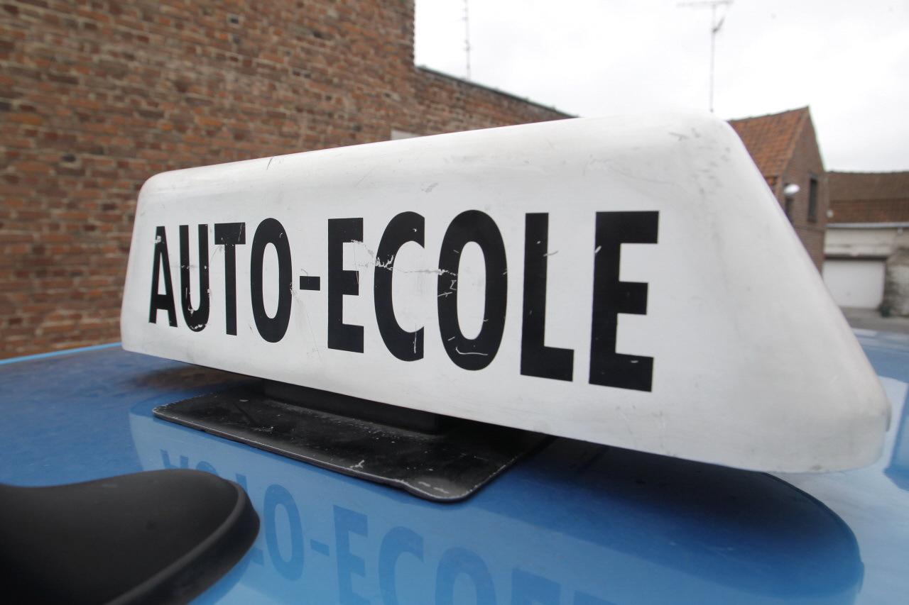 Révisez votre code de la route avec "mon auto-école à la maison"