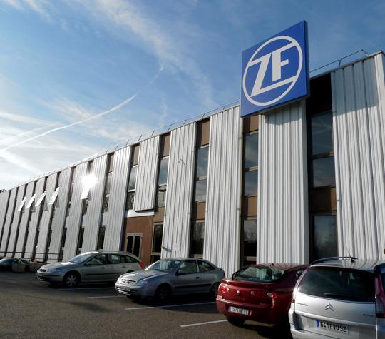 Diaporama et photos - ZF Services France embauche sur 10 ans | L'Argus