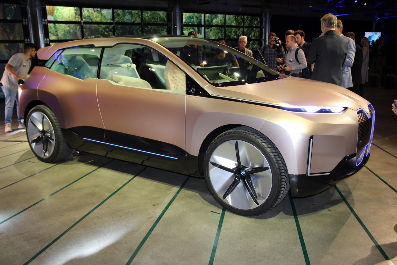 Photo 5 - BMW vision iNext Los Angeles 2018 - Les stars du salon de Los ...