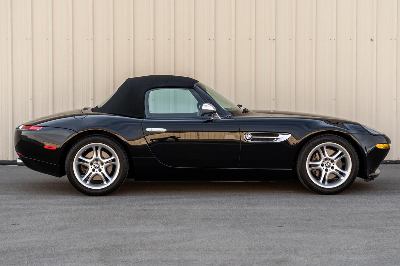 Diaporama et photos - Une BMW Z8 presque neuve à vendre ! | L'Argus