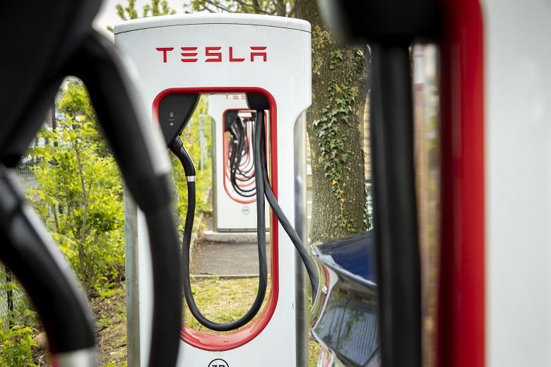 Photo 2 - Client Tesla Model 3 canaux ventes - Qui sont les clients de ...