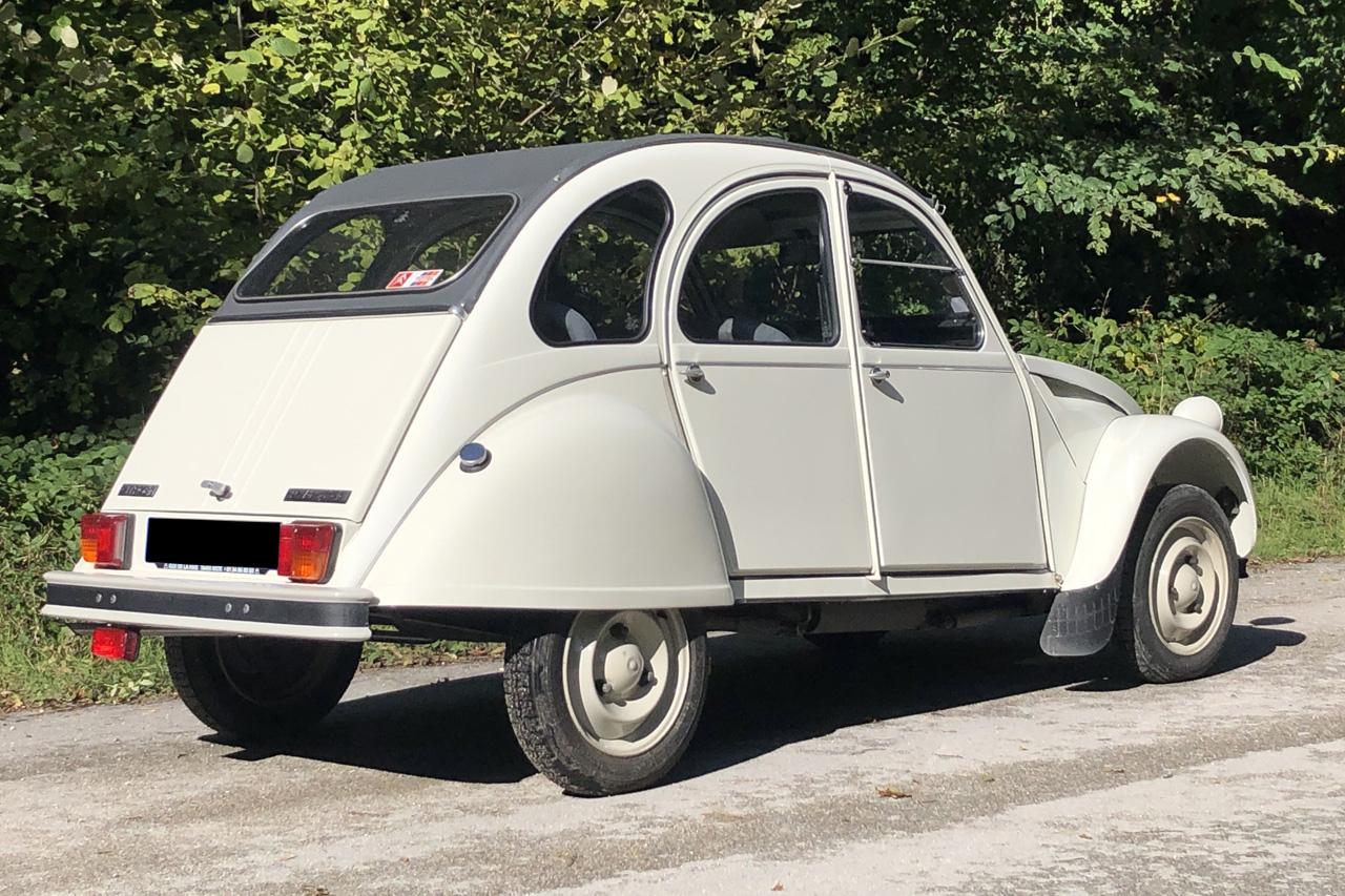 Photo 2 - Citroën 2CV6 Spécial 1989 vente Artcurial - Citroën 2CV6 ...