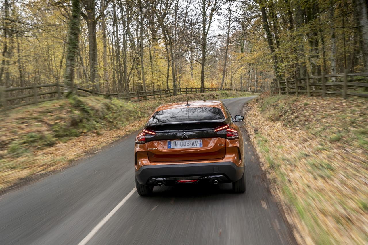 Photo 9 - essai nouvelle C4 sur petites routes - Citroën C4 (2021 ...