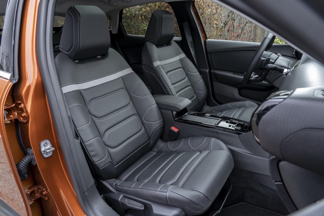 Photo 32 - citroen C4 2021 siege avant shine pack - Citroën C4 (2021 ...