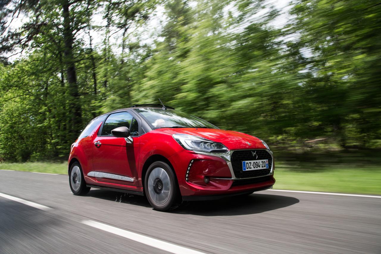 Photo 17 - Citroën DS3 rouge - Les 25 voitures les plus volées en France