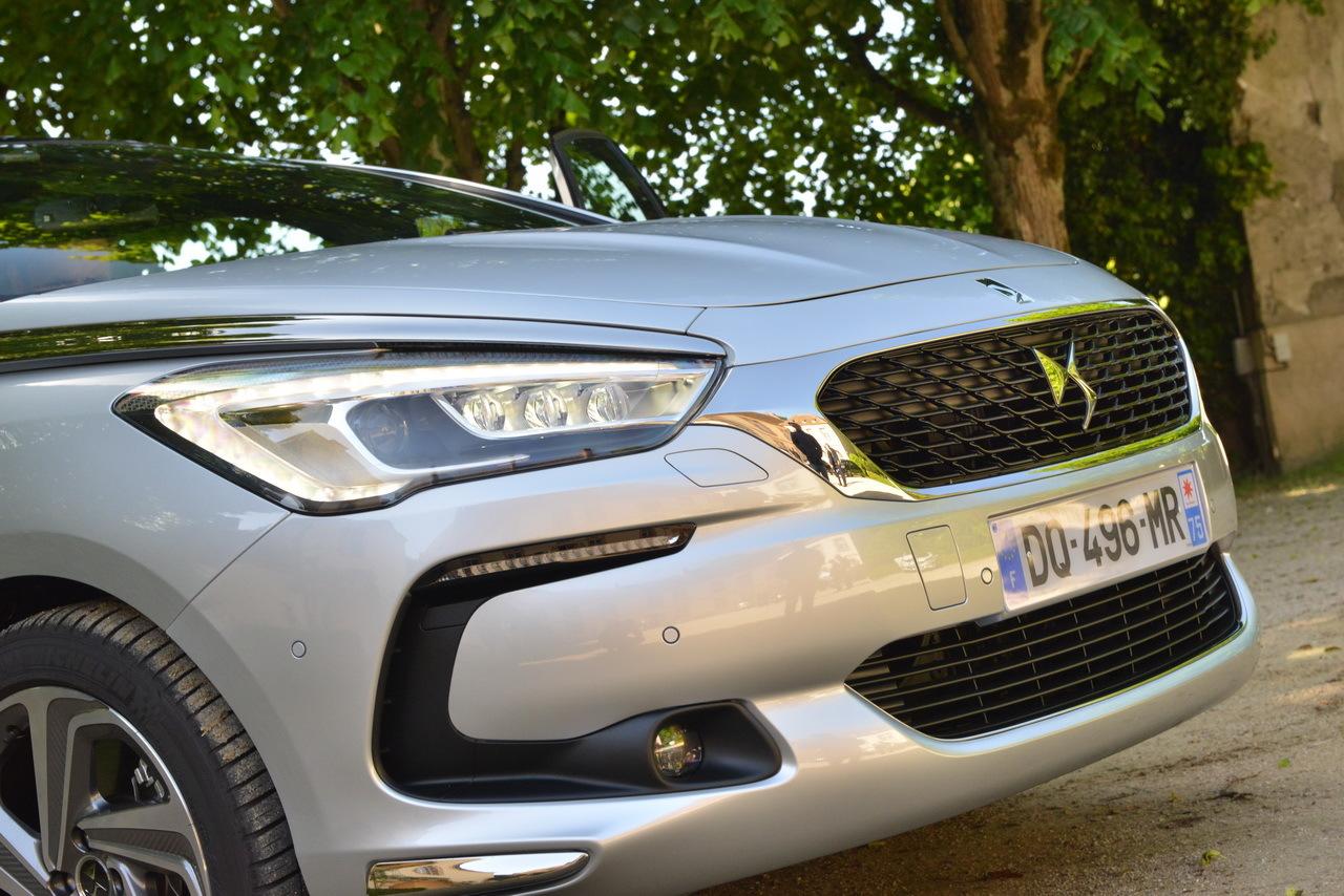 Photo 11 - DS5 2015 calandre DS Wings - Essai nouvelle DS5 restylée (2015) : mieux sans Citroën