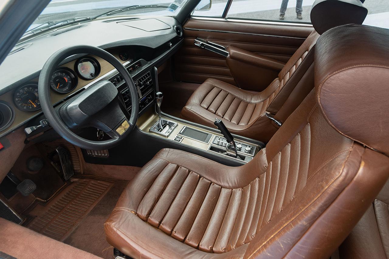 Photo 22 - citroen sm intérieur - Les coupés français, une espèce en ...