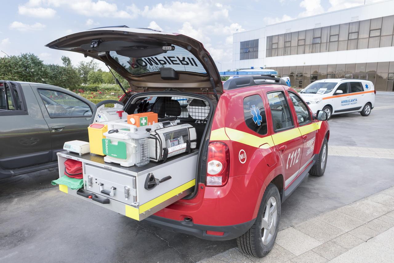 Photo 9 - Dacia Duster pompier - Dacia Duster. Quand le SUV roumain ...