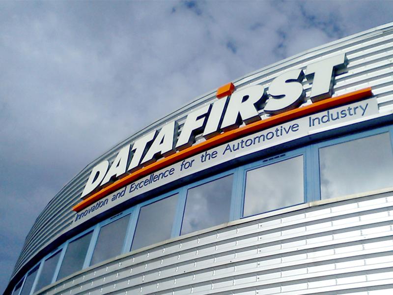 Diaporama et photos - Informatique : Datafirst acquiert Eris | L'Argus