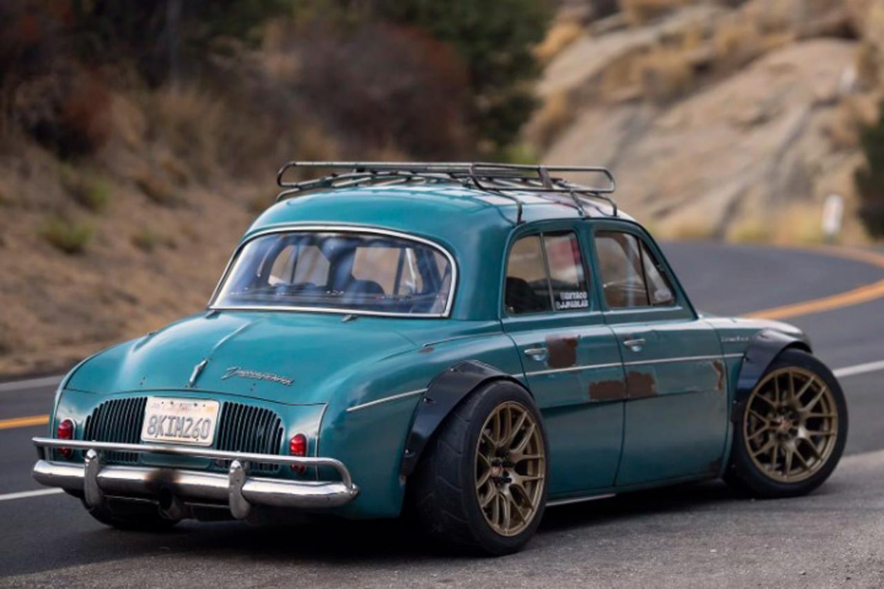 Photo 4 - Renault Dauphine VR6 vue arrière bleue SEMA Show 2019 - SEMA ...