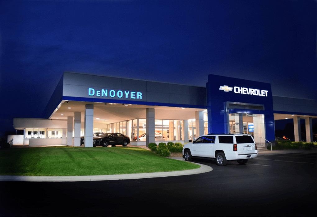 Les concessionnaires américains prêts à tout pour trouver des voitures