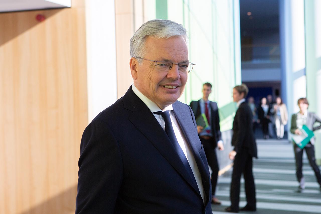 Photo 3 - Didier Reynders commission européenne - Dieselgate. L'Europe ...