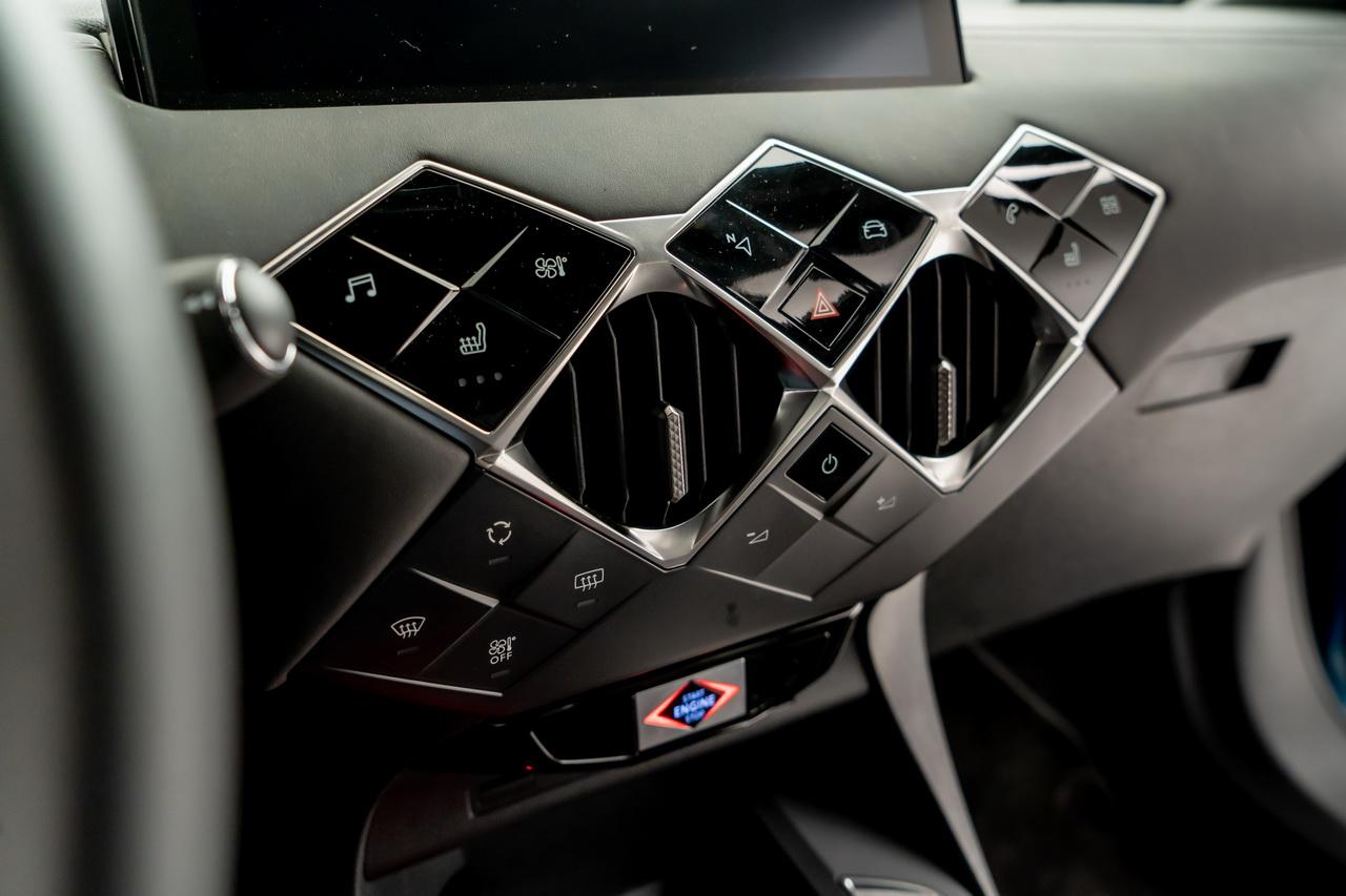 Photo 13 - DS3 Crossback console centrale - DS3 Crossback vs Audi Q2 ...