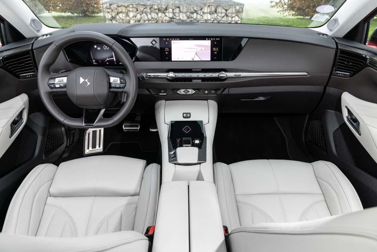 Photo 17 - planche de bord DS4 2021 - Essai comparatif : la DS4 ...