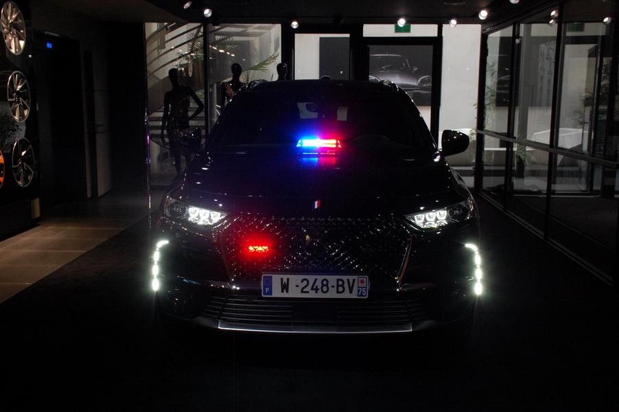 Photo 11 - DS 7 Crossback présidentiel investiture président emmanuel ...