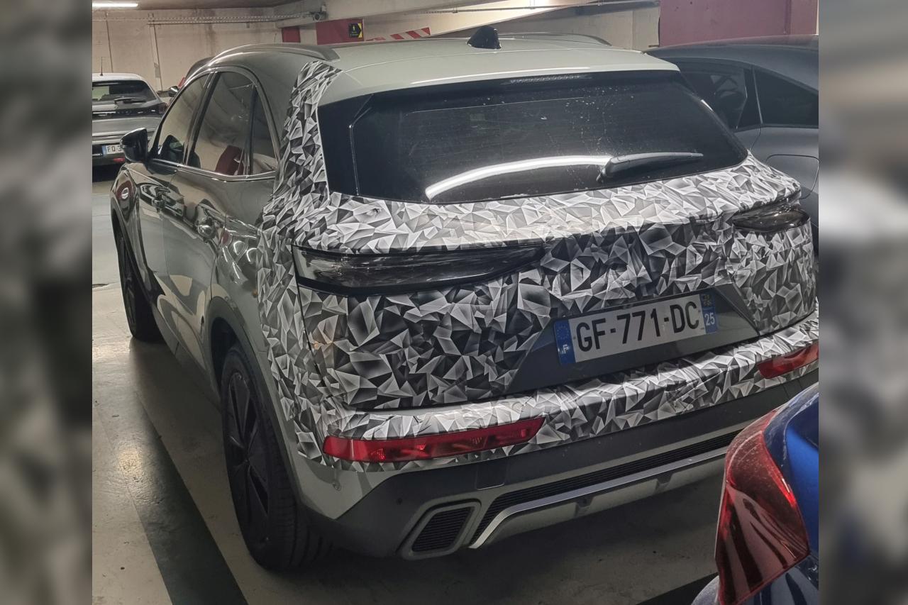 Photo 6 - Spyshot DS7 Crossback restylé 2022 hayon - DS 7 Crossback ...
