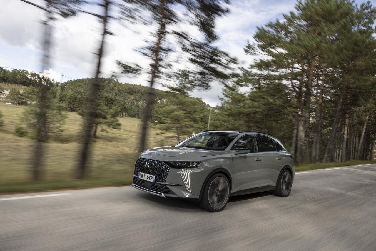 Photo 6 - DS7 360 4X4 - Essai DS 7 E-Tense 360 : le SUV français frappe ...