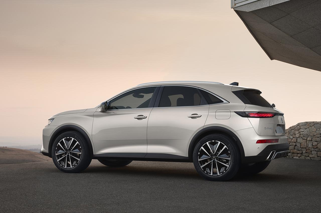 Photo - DS7 restylé (septembre 2022) - Nouvelles DS. Le calendrier ...